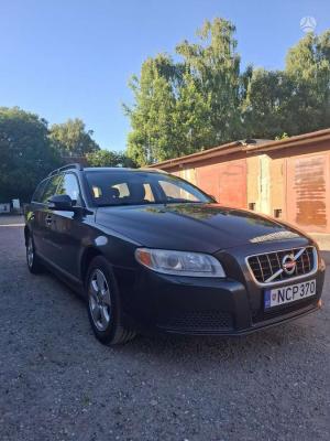 Grey Volvo V70 2010 in Klaipeda, with an engine capacity of 2.00 L and mileage of 320 thousand km for 3000 €, photo  on AUTOMOTO.COM.LV