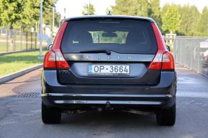 Pelēks Volvo V70 2010 Jelgava, ar dzinēja tilpumu 2.00 L un nobraukumu 341 tūkst. km par 5990 €, foto 6 vietnē AUTOMOTO.COM.LV