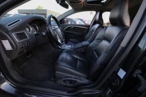Pelēks Volvo V70 2010 Jelgava, ar dzinēja tilpumu 2.00 L un nobraukumu 341 tūkst. km par 5990 €, foto 8 vietnē AUTOMOTO.COM.LV