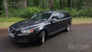 Pelēks Volvo V70 2010 Rīga, ar dzinēja tilpumu 2.40 L un nobraukumu 375 tūkst. km par 4200 €, foto  vietnē AUTOMOTO.COM.LV
