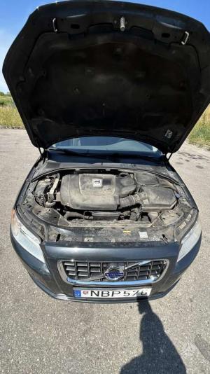 Grey Volvo V70 2010 in Vilnius, with an engine capacity of 2.00 L and mileage of 288 thousand km for 4000 €, photo 7 on AUTOMOTO.COM.LV