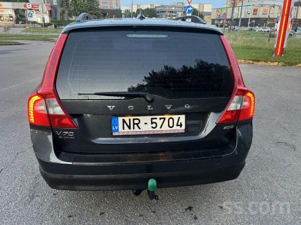 Grey Volvo V70 2010 in Riga, with an engine capacity of 2.00 L and mileage of 315 thousand km for 3250 €, photo 6 on AUTOMOTO.COM.LV