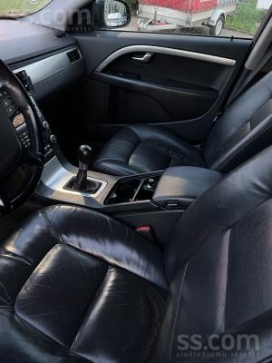 Pelēks Volvo V70 2010 Rīga, ar dzinēja tilpumu 2.00 L un nobraukumu 315 tūkst. km par 3250 €, foto 8 vietnē AUTOMOTO.COM.LV