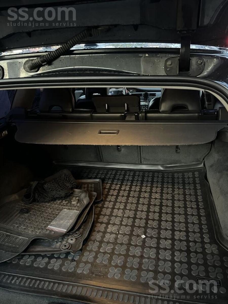 Pelēks Volvo V70 2010 Rīga, ar dzinēja tilpumu 2.00 L un nobraukumu 315 tūkst. km par 3250 €, foto 9 vietnē AUTOMOTO.COM.LV