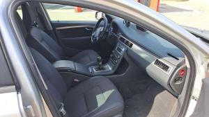 Grey Volvo V70 2010 in Plunge, with an engine capacity of 2.00 L and mileage of 257 thousand km for 3850 €, photo 12 on AUTOMOTO.COM.LV
