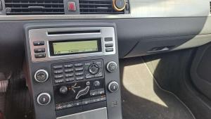 Grey Volvo V70 2010 in Plunge, with an engine capacity of 2.00 L and mileage of 257 thousand km for 3850 €, photo 14 on AUTOMOTO.COM.LV