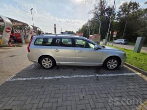 Серый Вольво В70 2010 в Рига, объемом двигателя 2.40 л и пробегом 417 тыс. км за 2800 €, фото 4 на AUTOMOTO.COM.LV