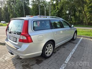 Серый Вольво В70 2010 в Рига, объемом двигателя 2.40 л и пробегом 417 тыс. км за 2800 €, фото 5 на AUTOMOTO.COM.LV