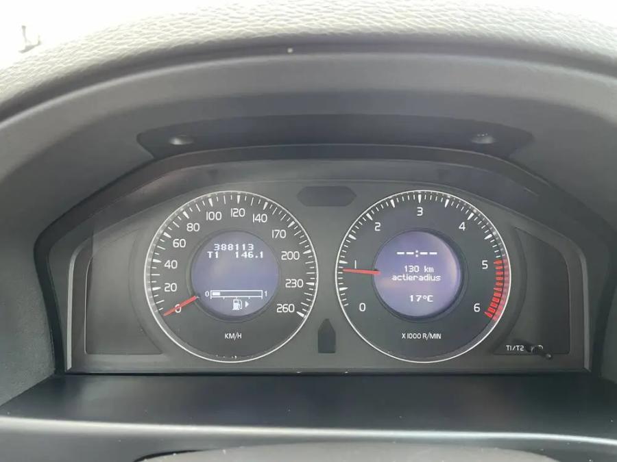Серый Вольво В70 2010 в Талси, объемом двигателя 2.00 л и пробегом 388 тыс. км за 2900 €, фото 16 на AUTOMOTO.COM.LV