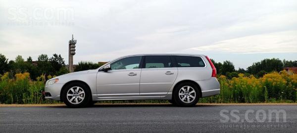 Pelēks Volvo V70 2010 Jēkabpils, ar dzinēja tilpumu 1.60 L un nobraukumu 244 tūkst. km par 6000 €, foto 2 vietnē AUTOMOTO.COM.LV