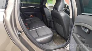Grey Volvo V70 2010 in Jelgava, with an engine capacity of 2.40 L and mileage of 325 thousand km for 5200 €, photo 11 on AUTOMOTO.COM.LV
