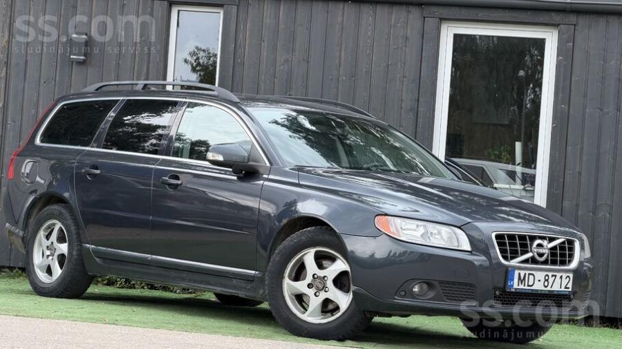 Grey Volvo V70 2010 in Riga, with an engine capacity of 2.40 L and mileage of 0 thousand km for 2750 €, photo 1 on AUTOMOTO.COM.LV