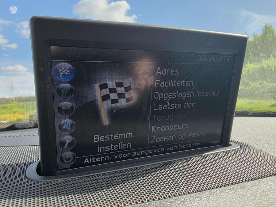 Grey Volvo V70 2010 in Vilnius, with an engine capacity of 2.40 L and mileage of 260 thousand km for 6800 €, photo 14 on AUTOMOTO.COM.LV