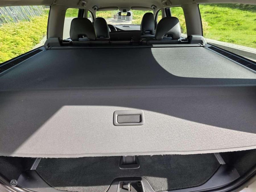Grey Volvo V70 2010 in Vilnius, with an engine capacity of 2.40 L and mileage of 260 thousand km for 6800 €, photo 18 on AUTOMOTO.COM.LV