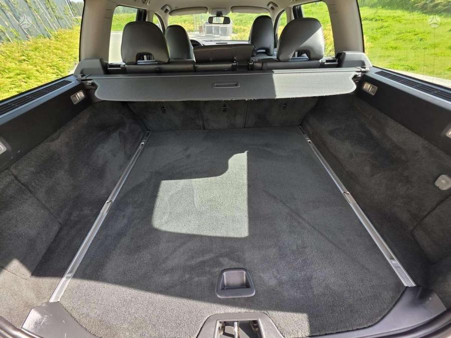 Grey Volvo V70 2010 in Vilnius, with an engine capacity of 2.40 L and mileage of 260 thousand km for 6800 €, photo 19 on AUTOMOTO.COM.LV