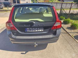Pelēks Volvo V70 2010 Kauņa, ar dzinēja tilpumu 1.98 L un nobraukumu 311 tūkst. km par 4600 €, foto 12 vietnē AUTOMOTO.COM.LV