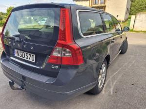 Pelēks Volvo V70 2010 Kauņa, ar dzinēja tilpumu 1.98 L un nobraukumu 311 tūkst. km par 4600 €, foto 20 vietnē AUTOMOTO.COM.LV