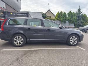 Pelēks Volvo V70 2010 Kauņa, ar dzinēja tilpumu 1.98 L un nobraukumu 311 tūkst. km par 4600 €, foto 21 vietnē AUTOMOTO.COM.LV