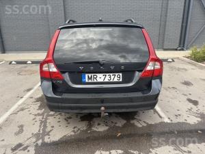 Pelēks Volvo V70 2010 Rīga, ar dzinēja tilpumu 2.00 L un nobraukumu 355 tūkst. km par 3090 €, foto 7 vietnē AUTOMOTO.COM.LV