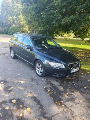 Grey Volvo V70 2010 in Riga, with an engine capacity of 2.40 L and mileage of 350 thousand km for 6000 €, photo  on AUTOMOTO.COM.LV