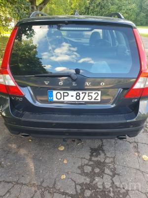 Grey Volvo V70 2010 in Riga, with an engine capacity of 2.40 L and mileage of 350 thousand km for 6000 €, photo 14 on AUTOMOTO.COM.LV