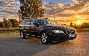 Pelēks Volvo V70 2010 Rīga, ar dzinēja tilpumu 2.40 L un nobraukumu 0 tūkst. km par 3990 €, foto 3 vietnē AUTOMOTO.COM.LV