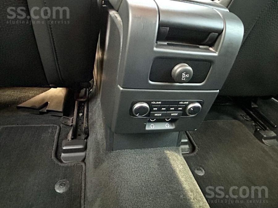 Pelēks Volvo V70 2010 Rīga, ar dzinēja tilpumu 2.40 L un nobraukumu 0 tūkst. km par 3990 €, foto 13 vietnē AUTOMOTO.COM.LV
