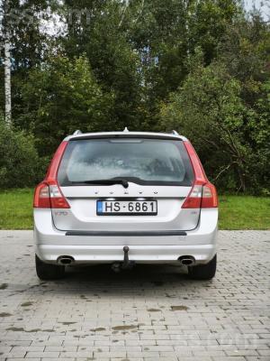 Pelēks Volvo V70 2010 Jelgava, ar dzinēja tilpumu 2.40 L un nobraukumu 421 tūkst. km par 2700 €, foto 7 vietnē AUTOMOTO.COM.LV