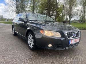 Pelēks Volvo V70 2011 Rēzekne, ar dzinēja tilpumu 1.60 L un nobraukumu 0 tūkst. km par 2700 €, foto 1 vietnē AUTOMOTO.COM.LV