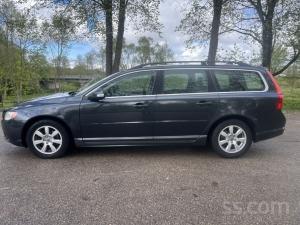 Pelēks Volvo V70 2011 Rēzekne, ar dzinēja tilpumu 1.60 L un nobraukumu 0 tūkst. km par 2700 €, foto 3 vietnē AUTOMOTO.COM.LV