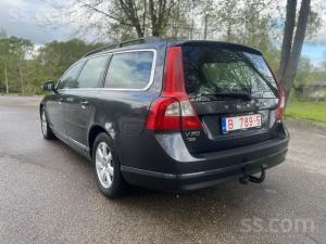 Pelēks Volvo V70 2011 Rēzekne, ar dzinēja tilpumu 1.60 L un nobraukumu 0 tūkst. km par 2700 €, foto 6 vietnē AUTOMOTO.COM.LV