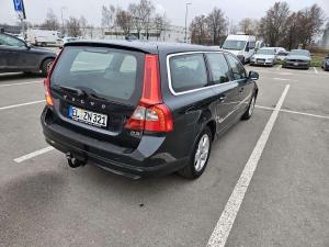 Grey Volvo V70 2011 in Kaunas, with an engine capacity of 2.40 L and mileage of 291 thousand km for 4750 €, photo 3 on AUTOMOTO.COM.LV