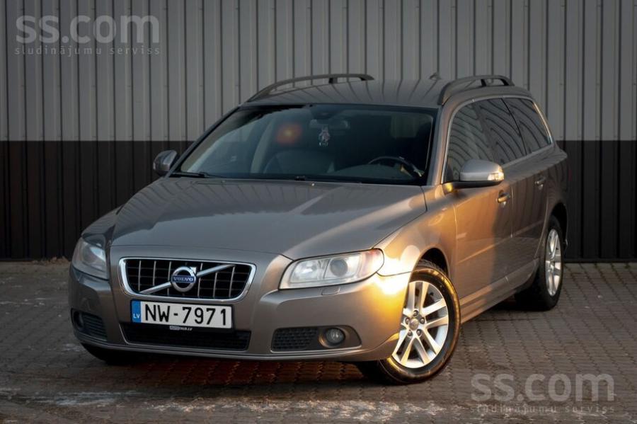 Pelēks Volvo V70 2011 Talsi, ar dzinēja tilpumu 2.00 L un nobraukumu 307 tūkst. km par 4990 €, foto 3 vietnē AUTOMOTO.COM.LV