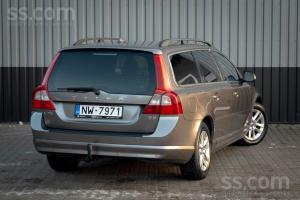 Pelēks Volvo V70 2011 Talsi, ar dzinēja tilpumu 2.00 L un nobraukumu 307 tūkst. km par 4990 €, foto 7 vietnē AUTOMOTO.COM.LV