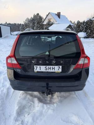 Pelēks Volvo V70 2011 Utena, ar dzinēja tilpumu 1.98 L un nobraukumu 334 tūkst. km par 5950 €, foto 8 vietnē AUTOMOTO.COM.LV