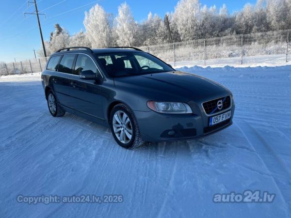 Grey Volvo V70 2011 in Tallinn, with an engine capacity of 2.00 L and mileage of 0 thousand km for 4600 €, photo 1 on AUTOMOTO.COM.LV