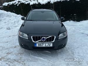 Pelēks Volvo V70 2011 Paide, ar dzinēja tilpumu 2.00 L un nobraukumu 263 tūkst. km par 7690 €, foto 3 vietnē AUTOMOTO.COM.LV