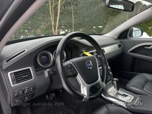 Pelēks Volvo V70 2011 Paide, ar dzinēja tilpumu 2.00 L un nobraukumu 263 tūkst. km par 7690 €, foto 14 vietnē AUTOMOTO.COM.LV