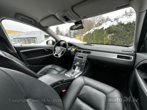 Pelēks Volvo V70 2011 Paide, ar dzinēja tilpumu 2.00 L un nobraukumu 263 tūkst. km par 7690 €, foto 10 vietnē AUTOMOTO.COM.LV