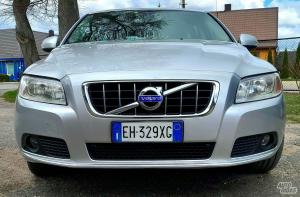 Grey Volvo V70 2011 in Vilnius, with an engine capacity of 2.00 L and mileage of 292 thousand km for 4500 €, photo  on AUTOMOTO.COM.LV
