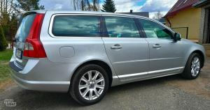 Grey Volvo V70 2011 in Vilnius, with an engine capacity of 2.00 L and mileage of 292 thousand km for 4500 €, photo 7 on AUTOMOTO.COM.LV