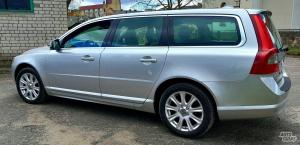 Grey Volvo V70 2011 in Vilnius, with an engine capacity of 2.00 L and mileage of 292 thousand km for 4500 €, photo 8 on AUTOMOTO.COM.LV