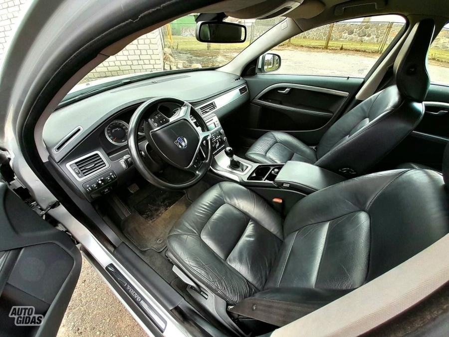 Grey Volvo V70 2011 in Vilnius, with an engine capacity of 2.00 L and mileage of 292 thousand km for 4500 €, photo 10 on AUTOMOTO.COM.LV