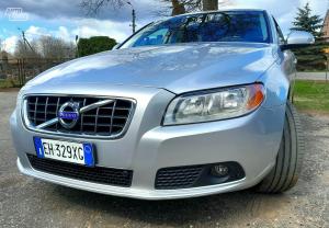 Grey Volvo V70 2011 in Vilnius, with an engine capacity of 2.00 L and mileage of 292 thousand km for 4500 €, photo 16 on AUTOMOTO.COM.LV