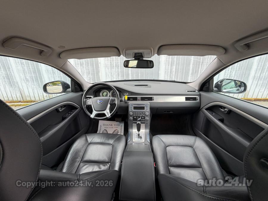 Pelēks Volvo V70 2011 Paide, ar dzinēja tilpumu 2.00 L un nobraukumu 263 tūkst. km par 7690 €, foto 10 vietnē AUTOMOTO.COM.LV