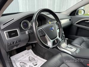 Pelēks Volvo V70 2011 Paide, ar dzinēja tilpumu 2.00 L un nobraukumu 263 tūkst. km par 7690 €, foto 16 vietnē AUTOMOTO.COM.LV
