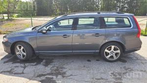 Grey Volvo V70 2011 in Riga, with an engine capacity of 2.00 L and mileage of 364 thousand km for 4450 €, photo 10 on AUTOMOTO.COM.LV