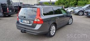 Grey Volvo V70 2011 in Riga, with an engine capacity of 2.00 L and mileage of 221 thousand km for 5300 €, photo 4 on AUTOMOTO.COM.LV