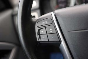 Pelēks Volvo V70 2011 Alīta, ar dzinēja tilpumu 2.00 L un nobraukumu 299 tūkst. km par 5100 €, foto 21 vietnē AUTOMOTO.COM.LV