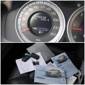 Pelēks Volvo V70 2011 Alīta, ar dzinēja tilpumu 2.00 L un nobraukumu 299 tūkst. km par 5100 €, foto 35 vietnē AUTOMOTO.COM.LV